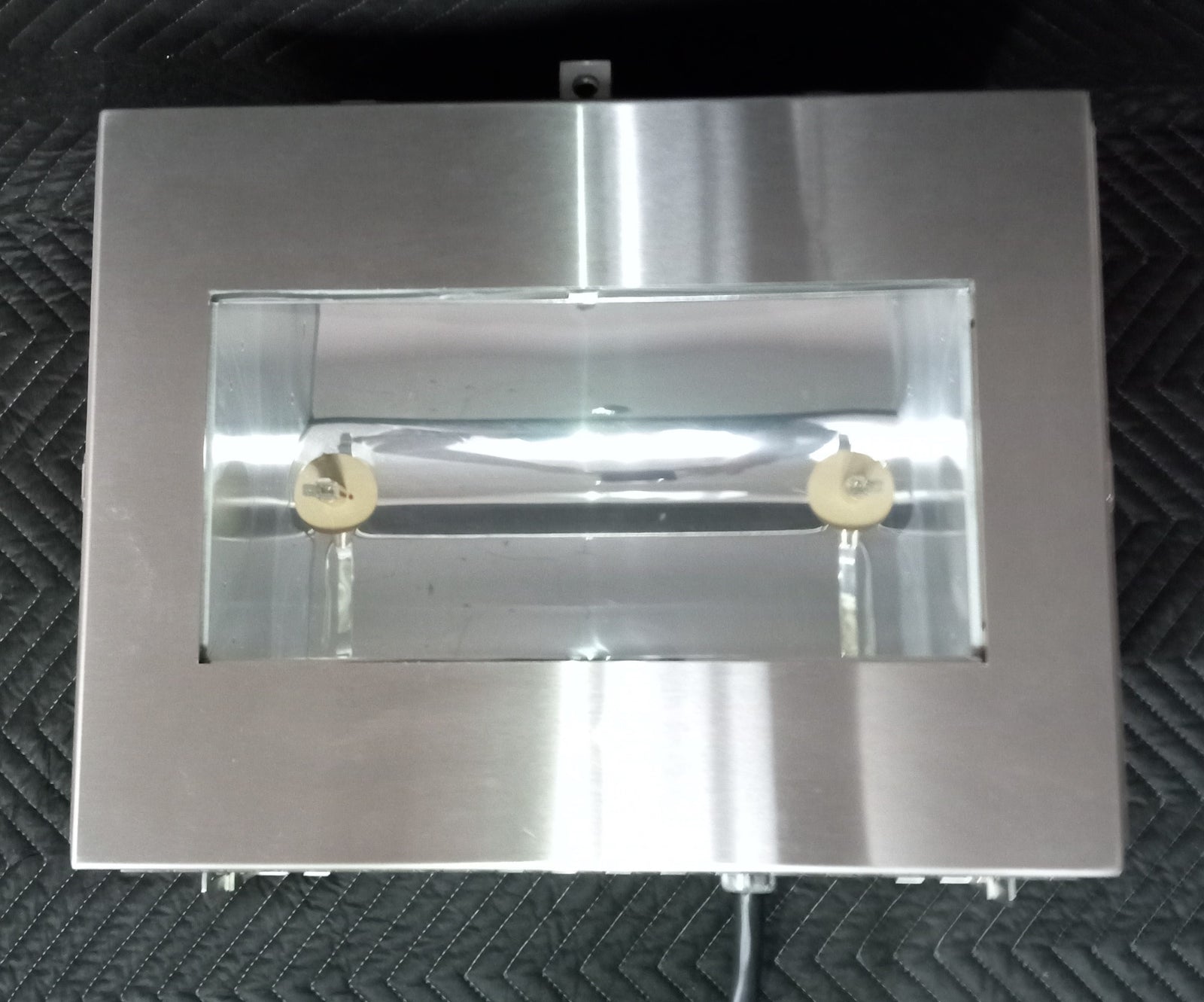 (FX120) Hughey & Phillips, SS-125 Complete Fixture – JJ Elect Tech